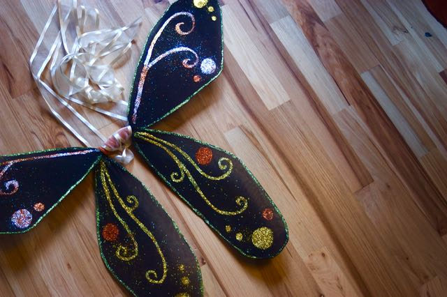 DIY Fairy Wing tutorial - rachel wolf | clean